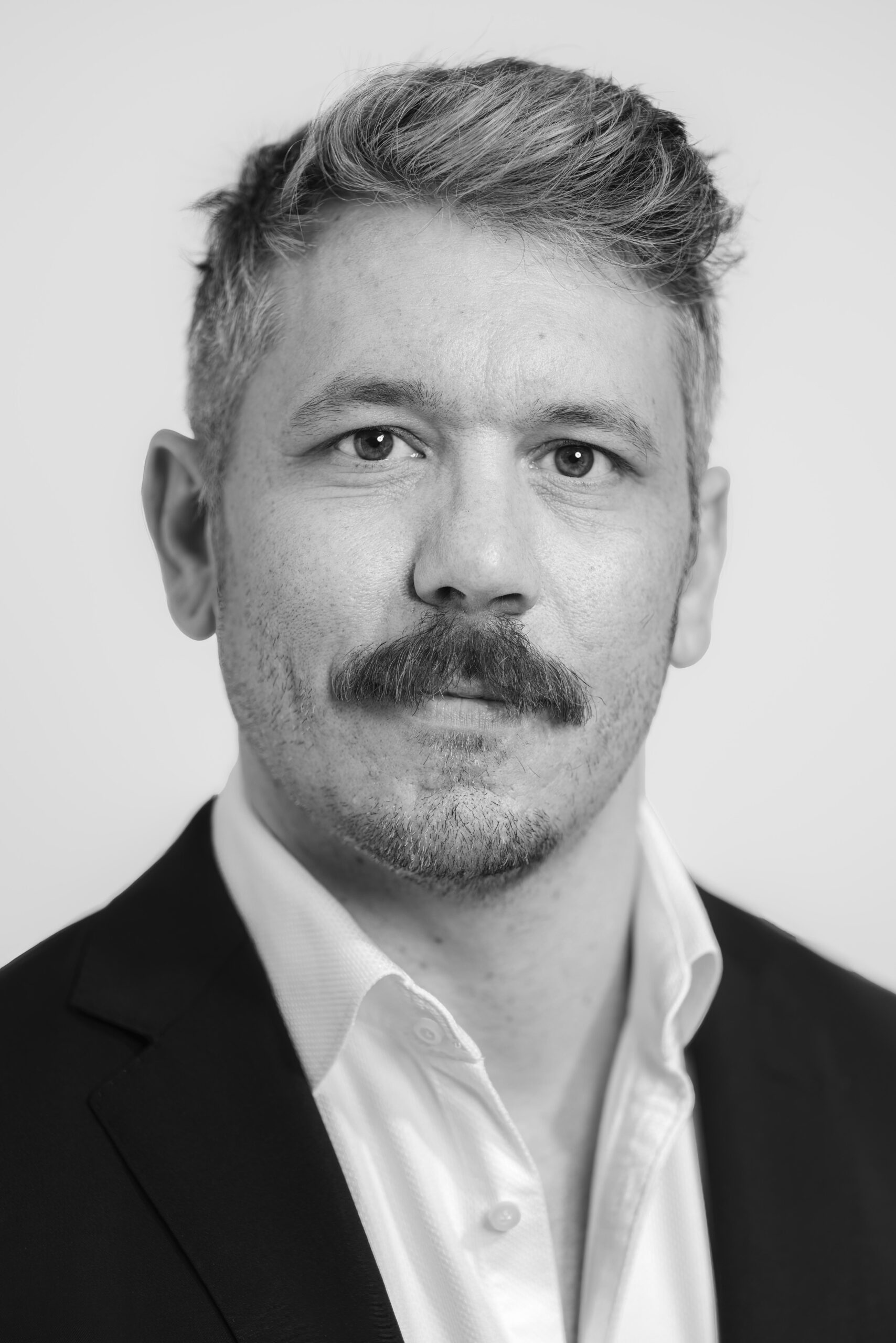 Robert Martens's Instagram, Twitter & Facebook on IDCrawl